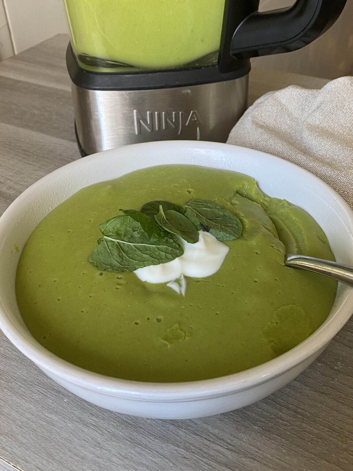 Soup Maker Pea & Mint Soup - Kitchen Gadgets Club
